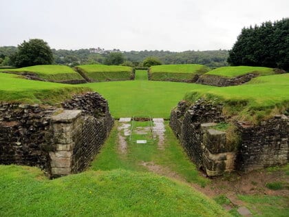 10 Roman Amphitheatres in Britain