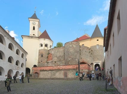 10 Ukrainian Castles