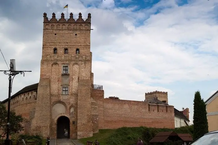 10 Ukrainian Castles