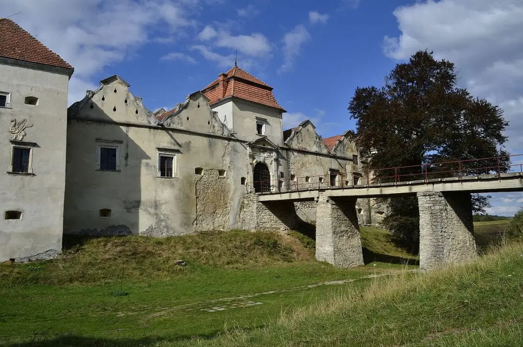 10 Ukrainian Castles