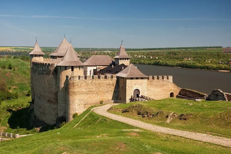 10 Ukrainian Castles