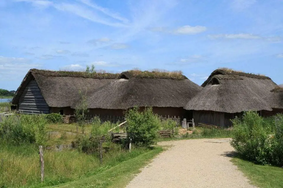 Viking homes were stranger than fiction: portals to the dead, magical ...