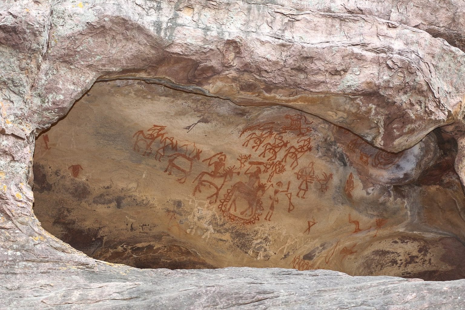10 prehistoric cave paintings