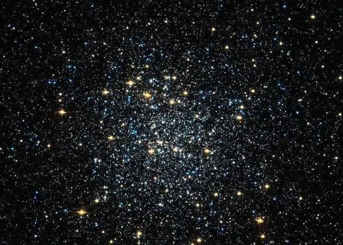 An eclipsing binary millisecond pulsar discovered by FAST