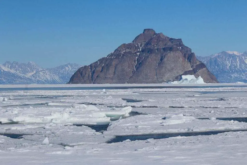 Arctic 'shorefast' sea ice threatened by climate change, study finds