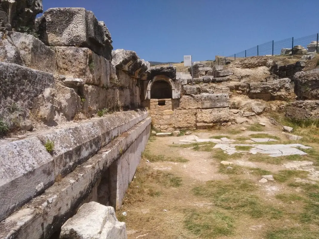 The Hierapolis Ploutonion – The Gateway to Hell