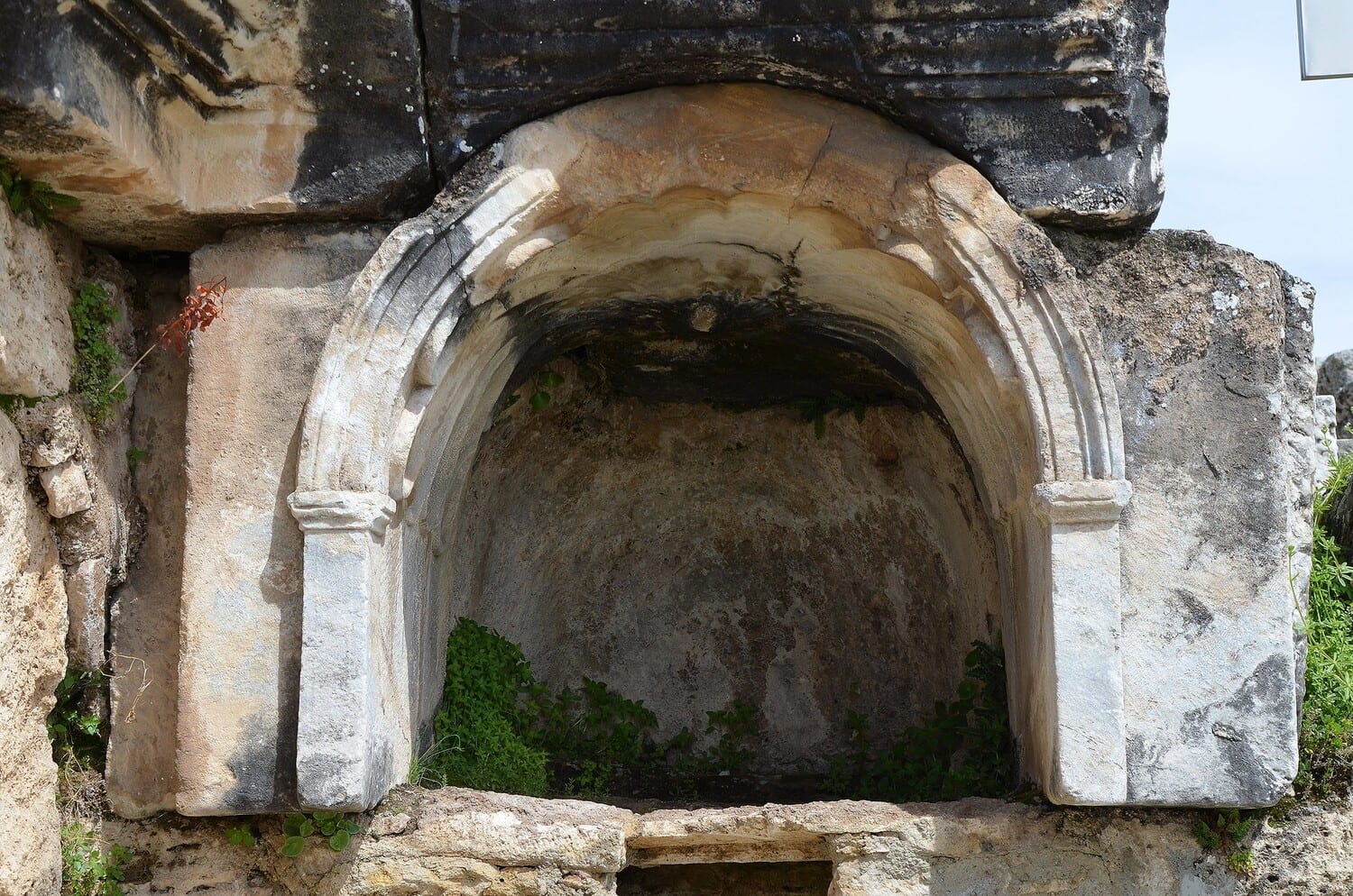 The Hierapolis Ploutonion – The Gateway to Hell