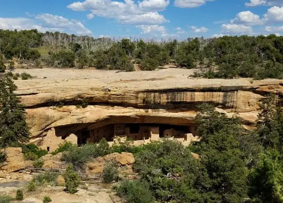 10 Cliff Dwellings of the Ancient Pueblos