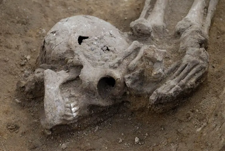 Excavations reveal evidence of judicial execution by decapitation ...