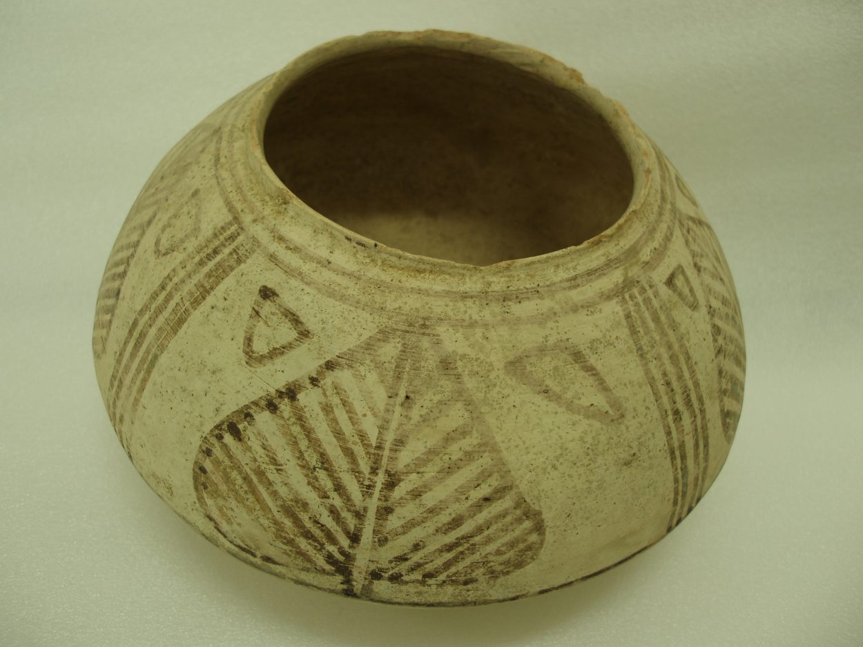 Scientists analyse traces of ingredients in 5300 to 4000 year old ...