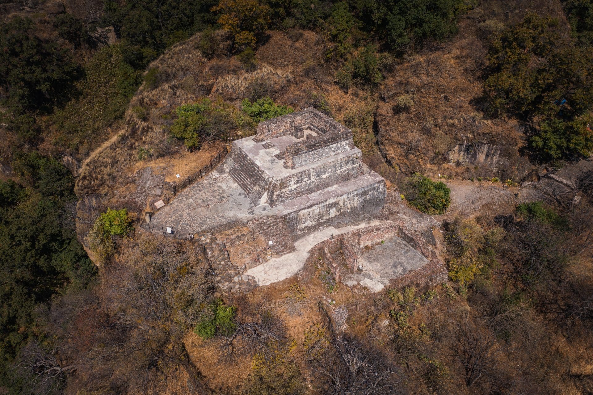 El Tepozteco – The temple of the drunken Aztec rabbit
