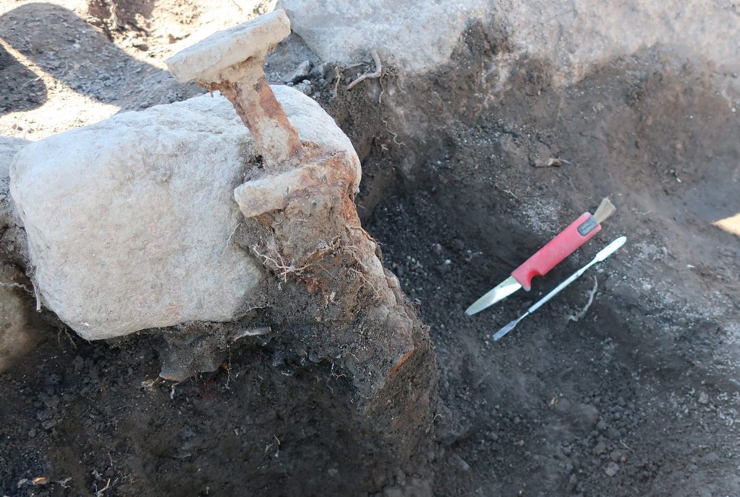 Archaeologists unearth two Viking Age swords in burial ground